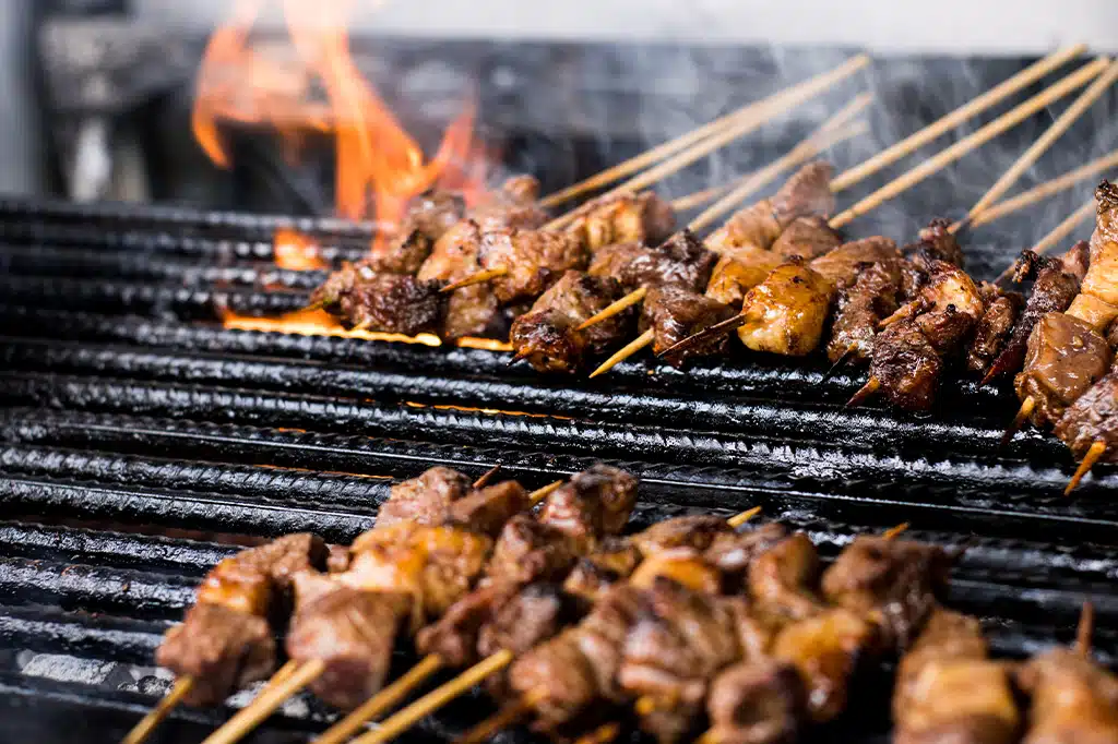 Ihr ultimativer Leitfaden zum Streetfood in Tansania und wie man es ...