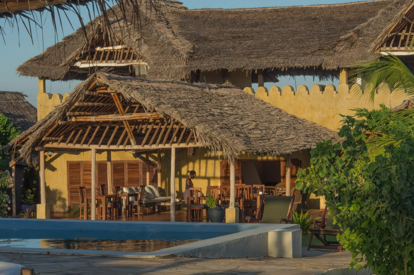 Pangani Cliffs Lodge - Easy Travel