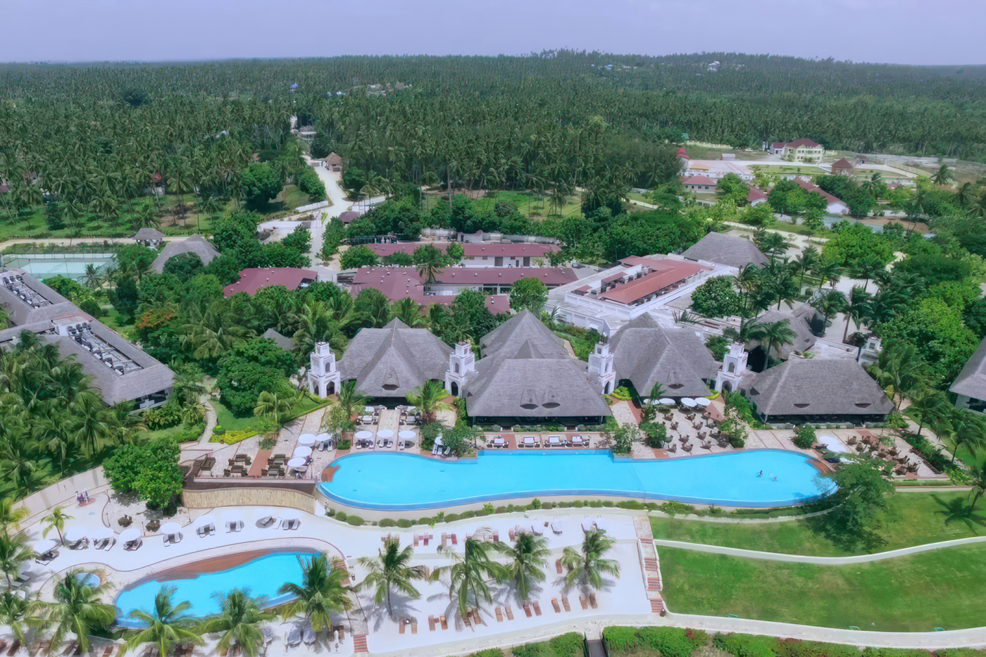 Sea Cliff Resort and Spa Zanzibar - Easy Travel